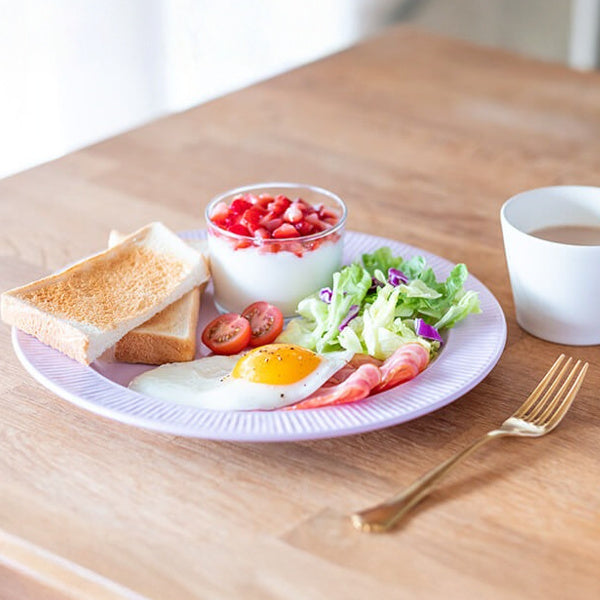 簡単な「ワンプレート朝ごはん」の盛り付け方のコツ【料理写真家が伝授】 – ハウジー