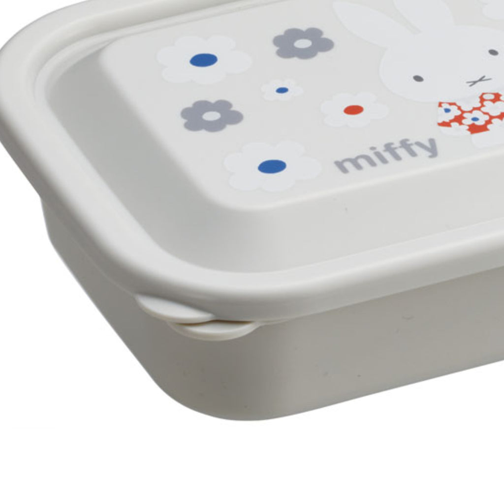 保存容器 ふわっとフタ付 M 830ml 軽量 フードパック ミッフィー